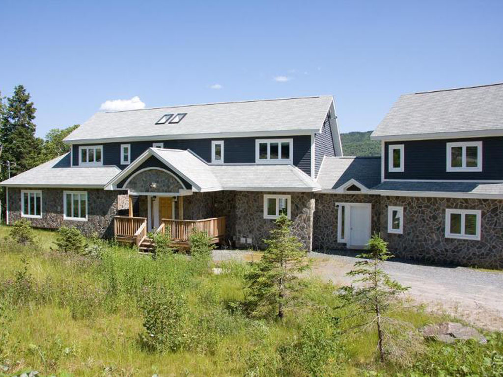 Chalets | Beth MacNeil Luxury Chalets